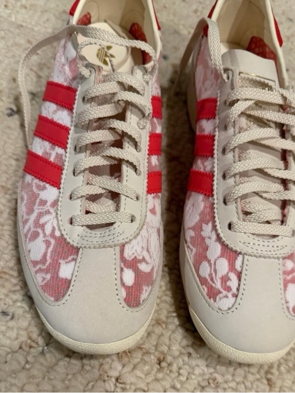 adidas | Shoes | Adidas Ladies Size 9 In Cream With Red Accents | Poshmark